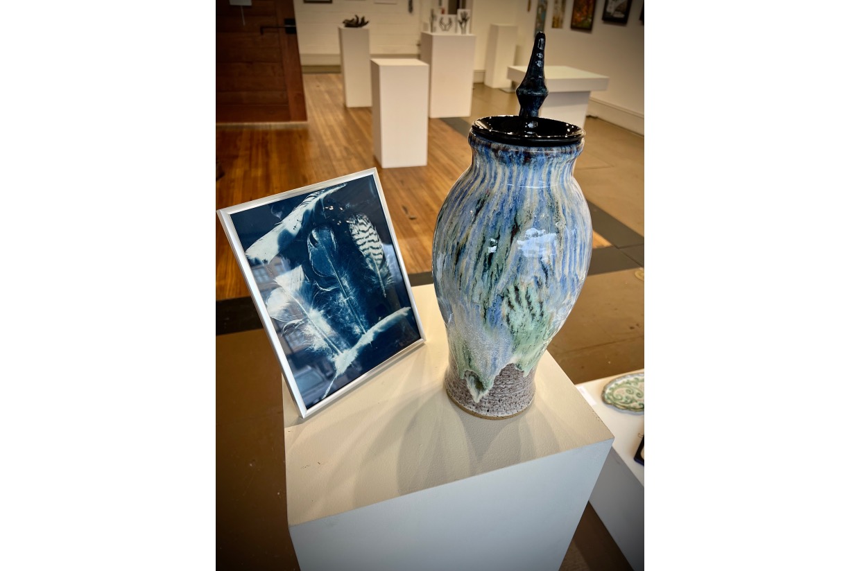 Handmade Pottery Vase - Kerry Kennedy | 13th Annual Evening of Art ...