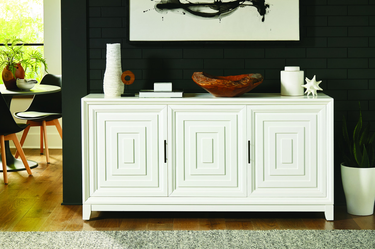 Buchanan Accent Console | Spring 2024 Roastin' for Research Auction ...
