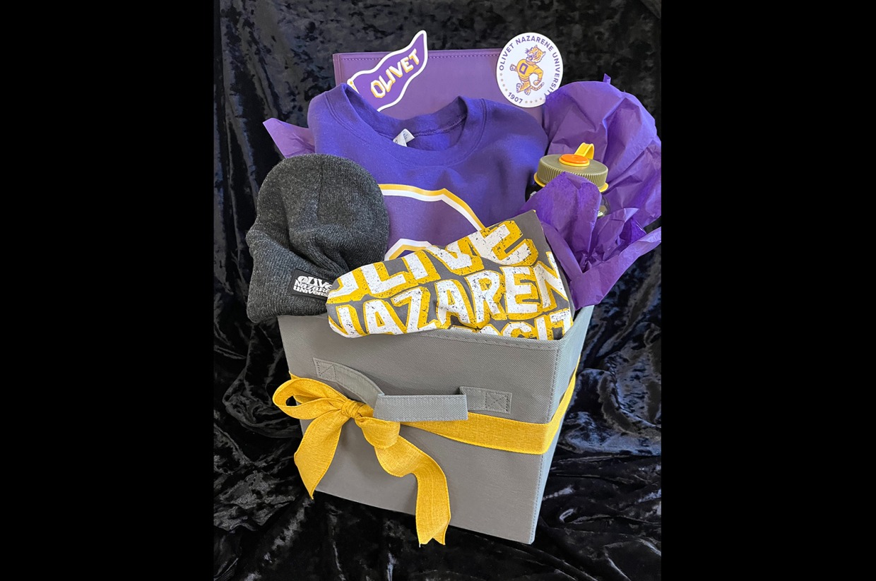 Spirit Pack-3 | Benner Library Homecoming Silent Auction | Olivet ...