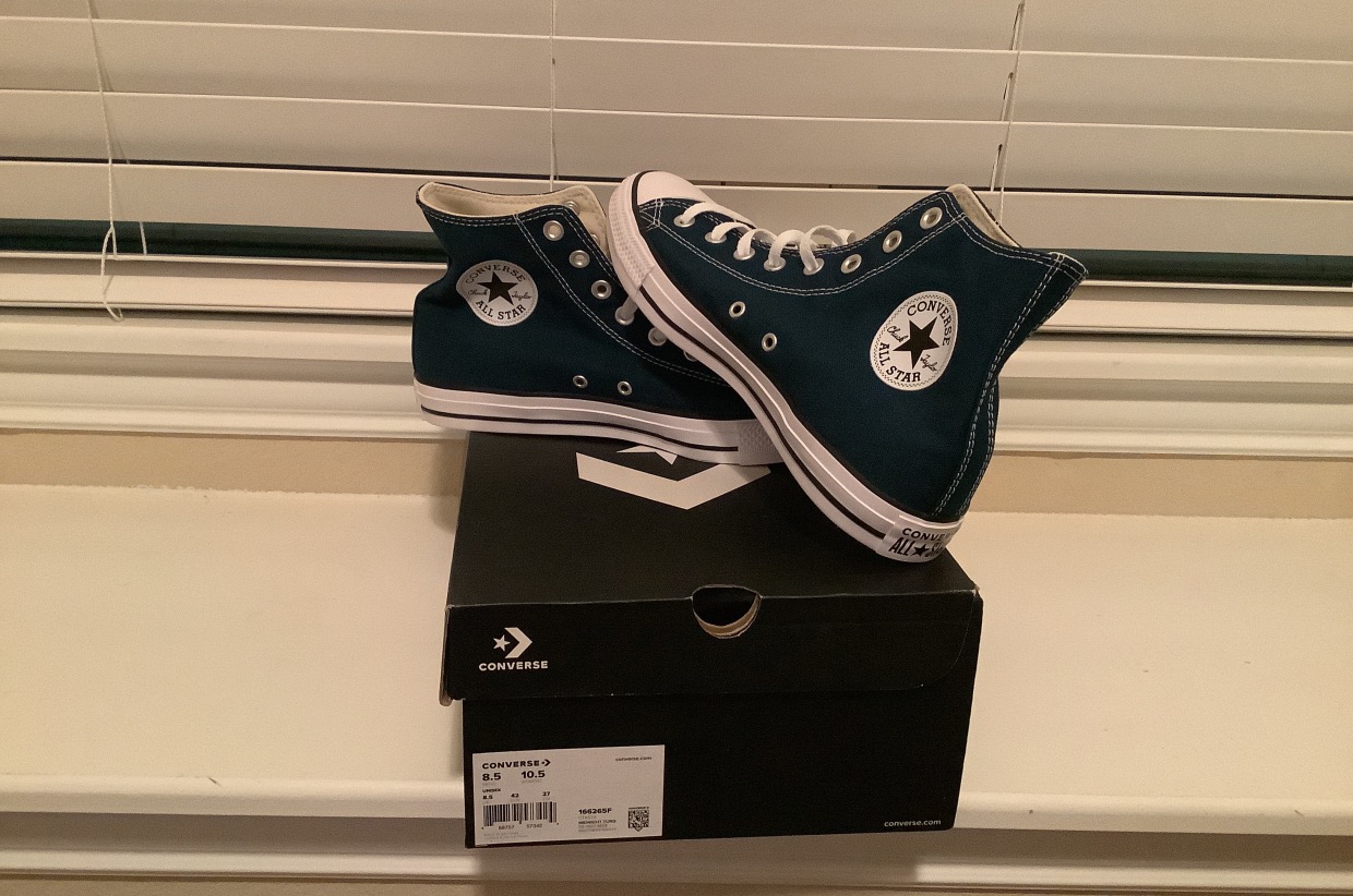 Converse Tennis Shoe M8.5/W10.5 | Cob’s Fight Our Fight Auction | Cob's ...