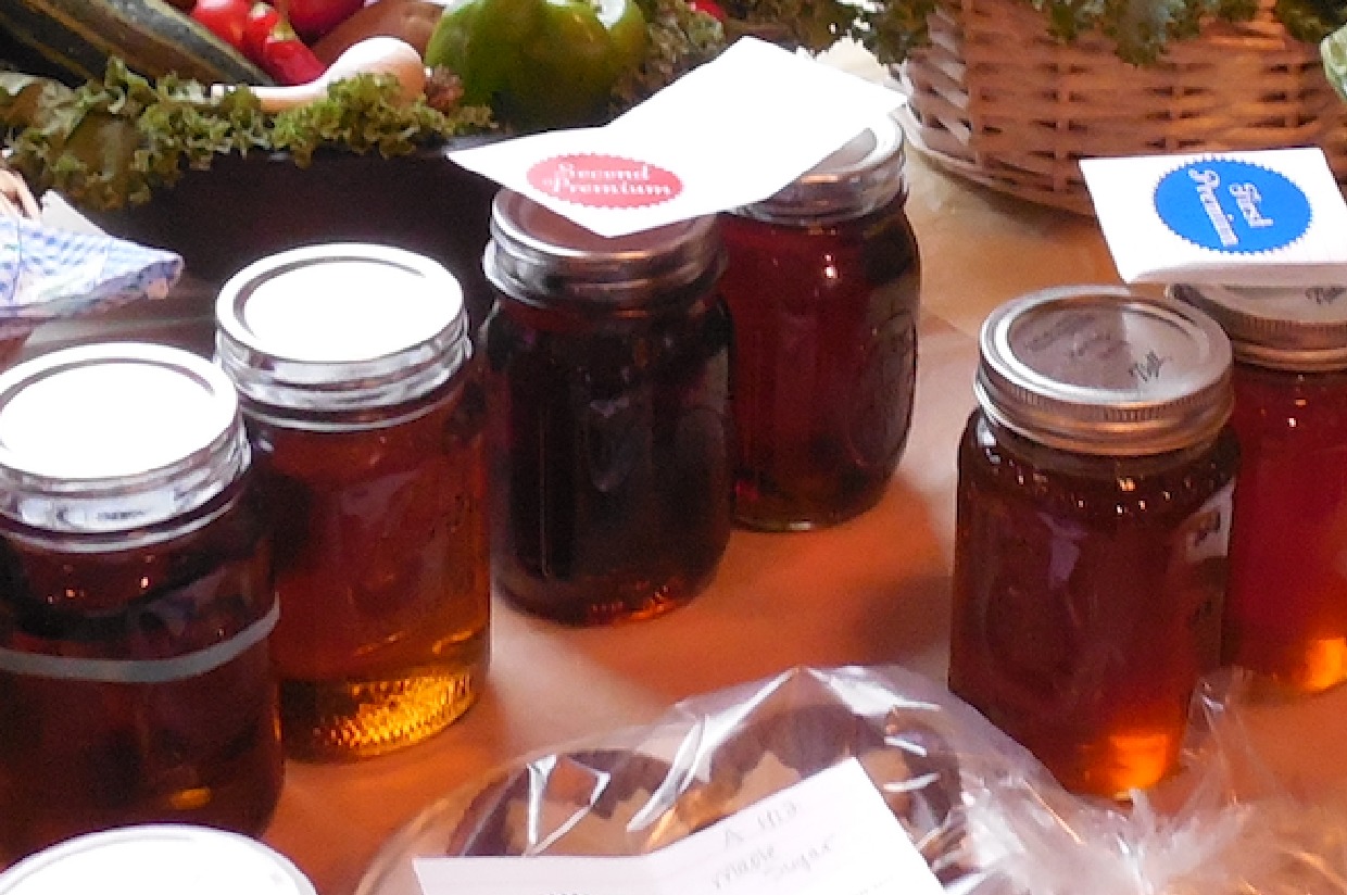 Homemade Maple Syrup Quart (1) | Grange Fair Online Auction ...