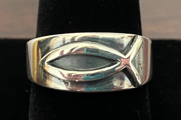 James Avery Ichthus Ring | 2023 Charming Virtual Auction | Charming Pet ...