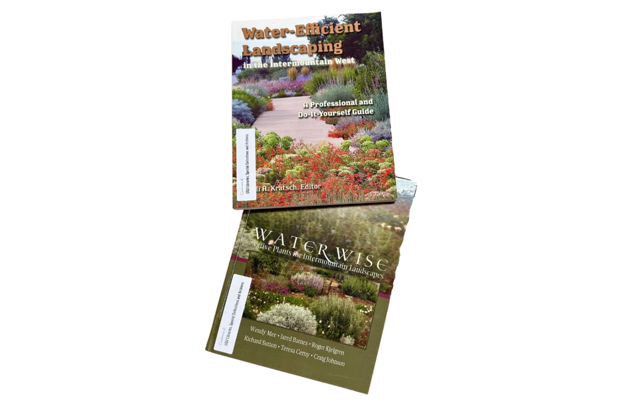 #61 USU Book Bundle: Water-efficient Landscaping in the West — 2024 ...