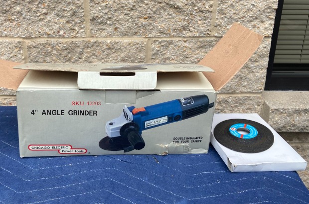Chicago Electric 4" Angle Grinder | 2022 Builder Auction | HBA ...