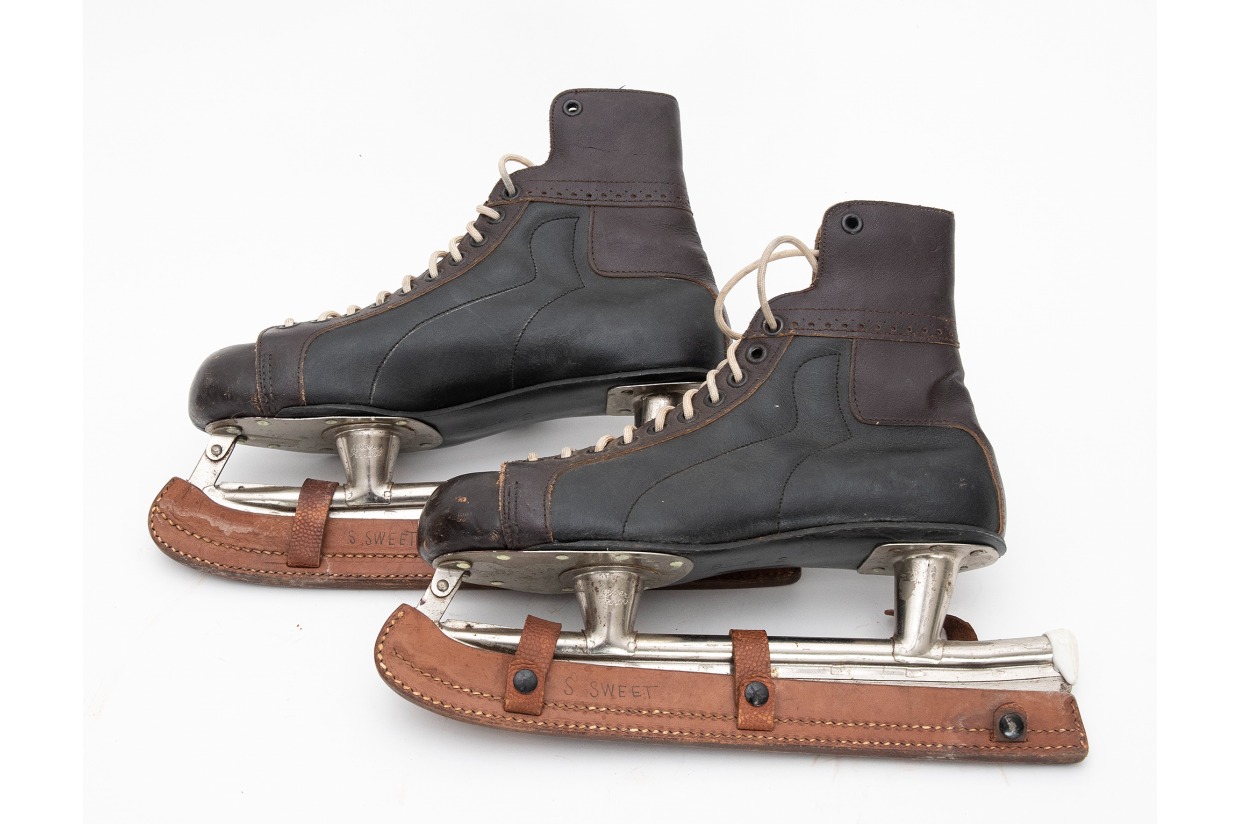 Silver Arrow Hockey Skates | Online Auction 2023 | North Country SPCA ...