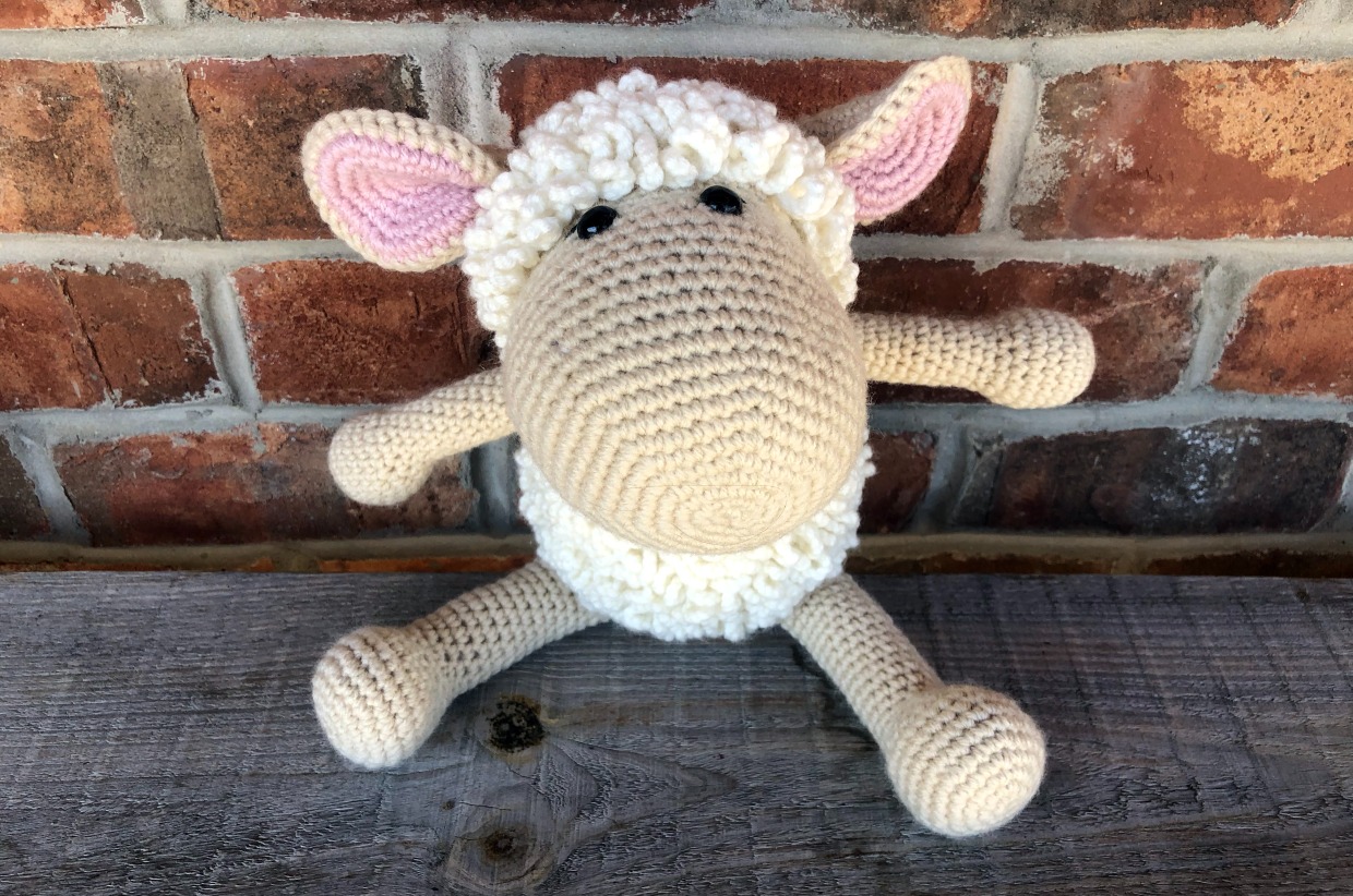 Hand-Knit Sheep — 2022 Lancaster Farm Sanctuary Auction — Lancaster ...