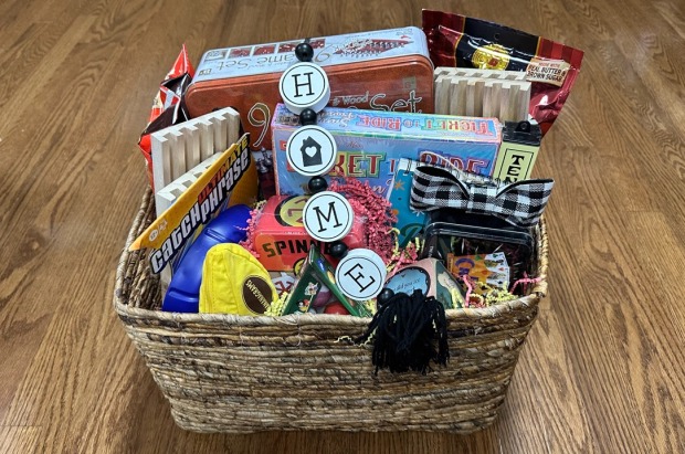 GAME NIGHT BASKET | Missions Fest Auction | First Baptist Rogers ...