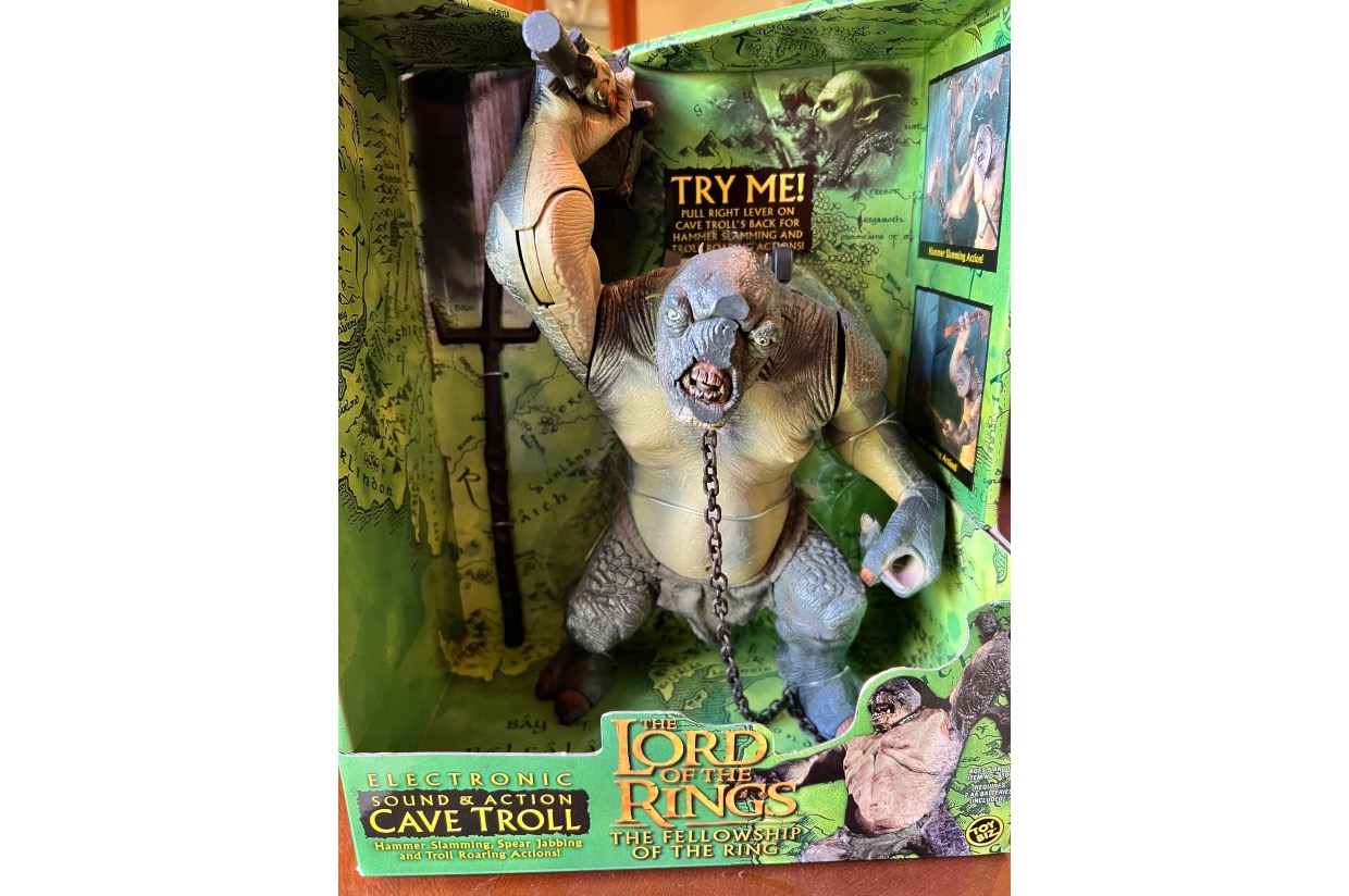 LOR Cave Troll with Sound & Action from Lord of the Rings, 10" Action ...