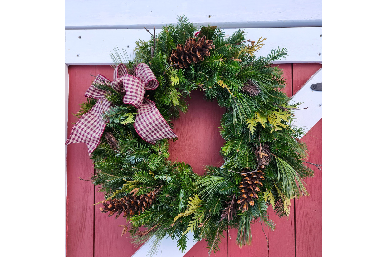 Honest To Goodness Farm Wreath | Newark Street School Online Auction ...