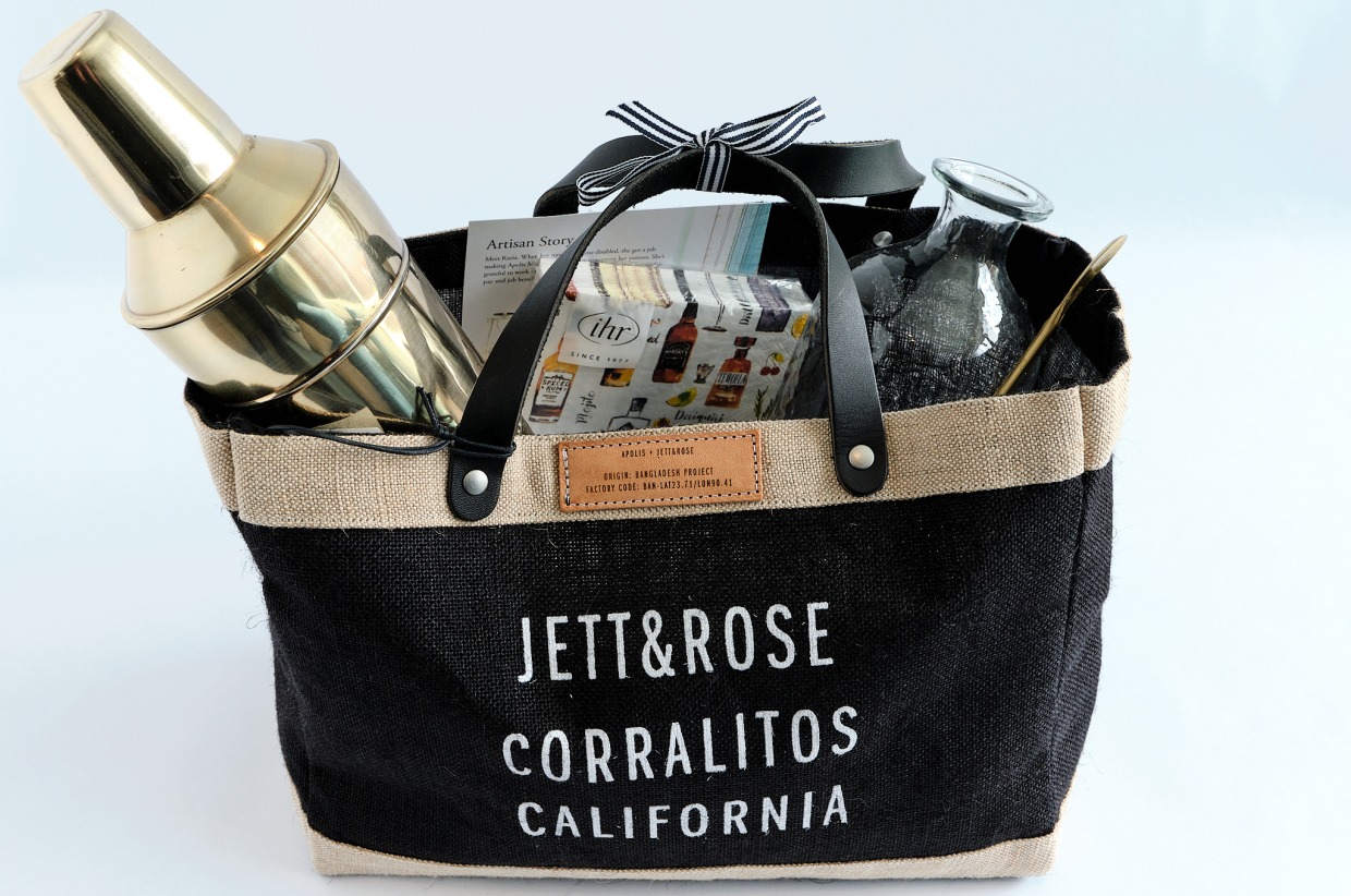 Jett & Rose Cocktail Gift Set | Rio Del Mar Auction 2024 | Rio Del Mar ...