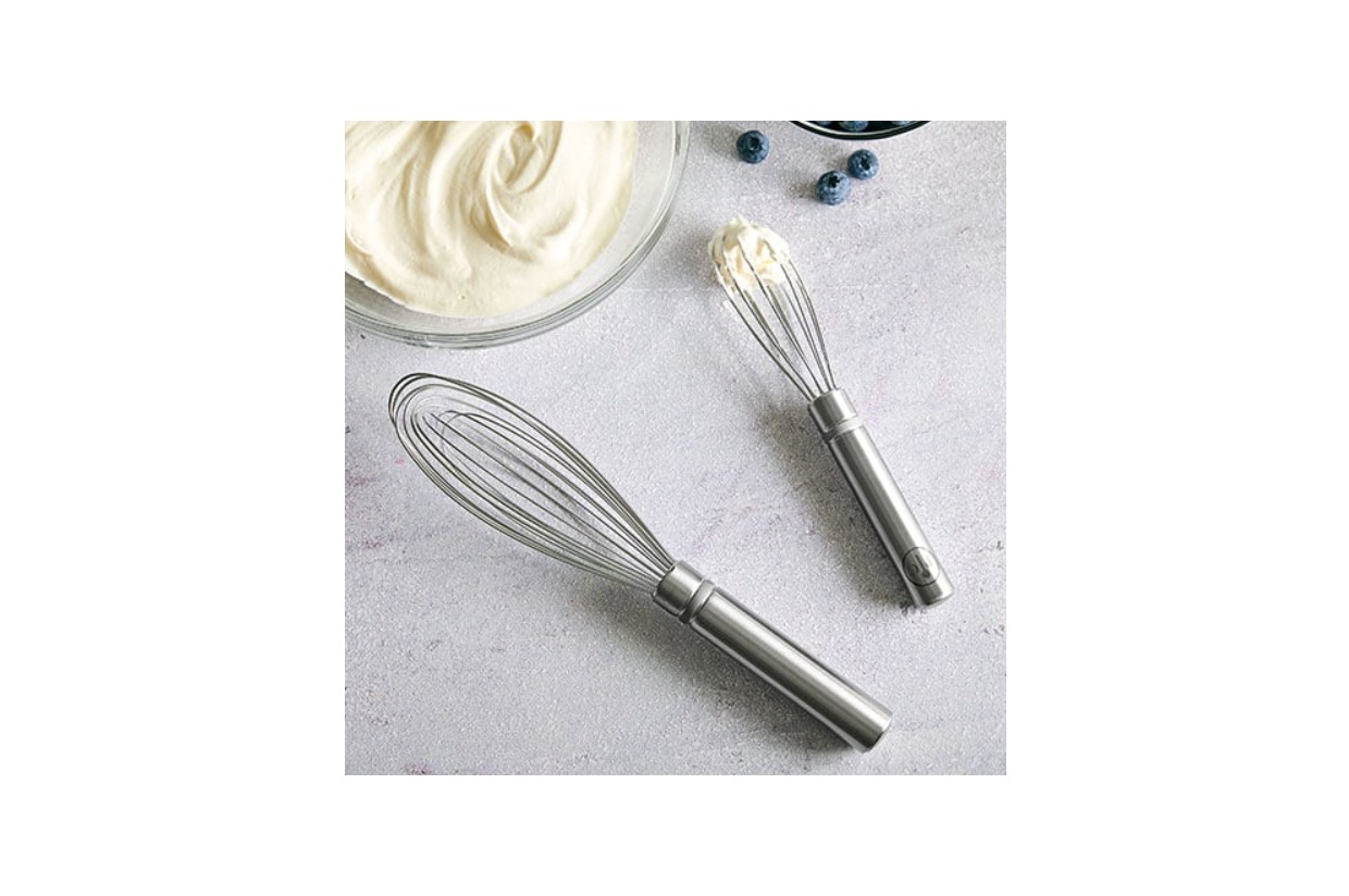 Whisk Set & Season's Best Cookbook - Pampered Chef | Around the World ...