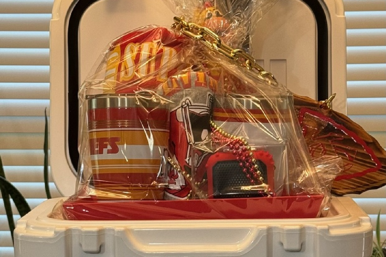 Yeti Cooler - Kansas City Chiefs Basket | JCHS Speech & Debate Silent ...