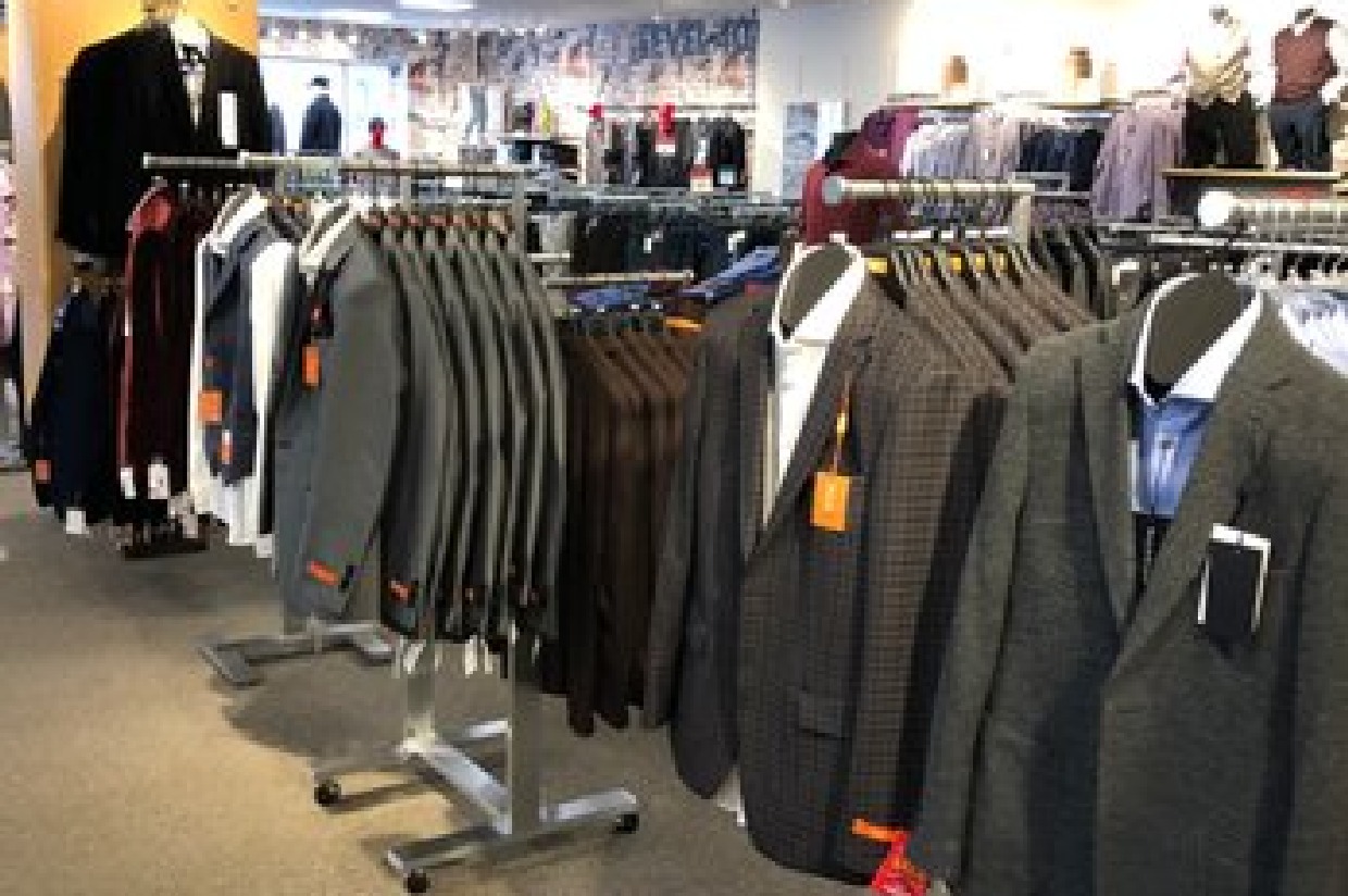 $1000 Gift Card MILTONS The Store for Men | NRC Memorial Golf ...