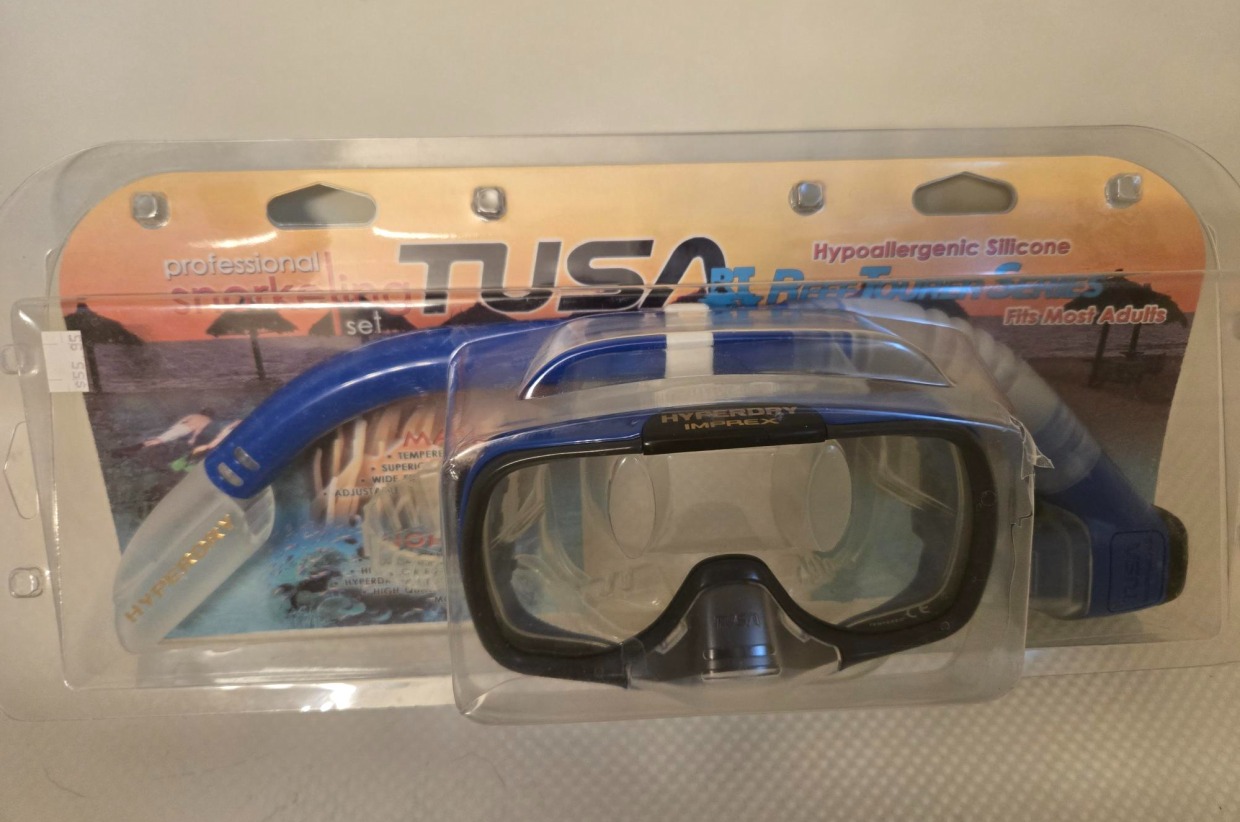 Dive Bundle | SAVING OUR SEAS FROM A MILE HIGH 2025 | Fins Attached ...