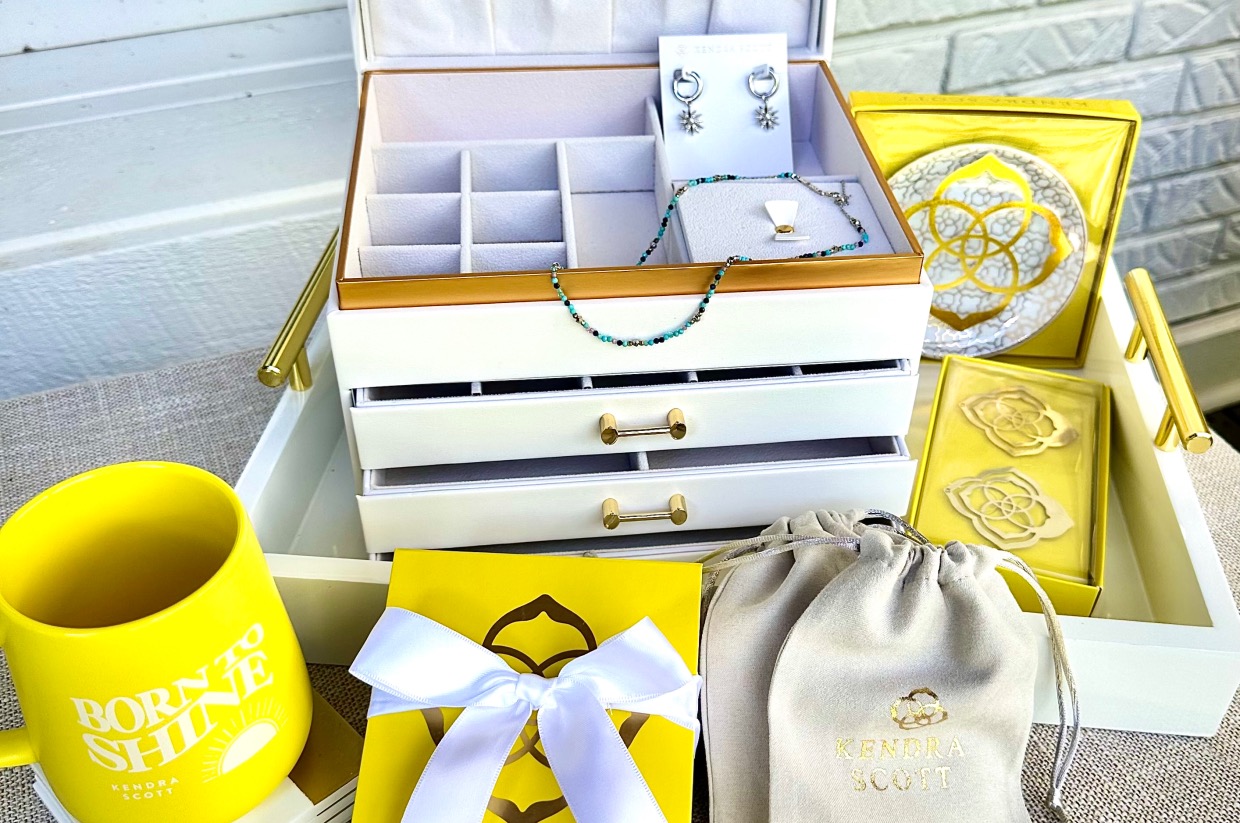 Kendra Scott Jewelry Package | Irish Golf Classic-Auction | Knoxville ...