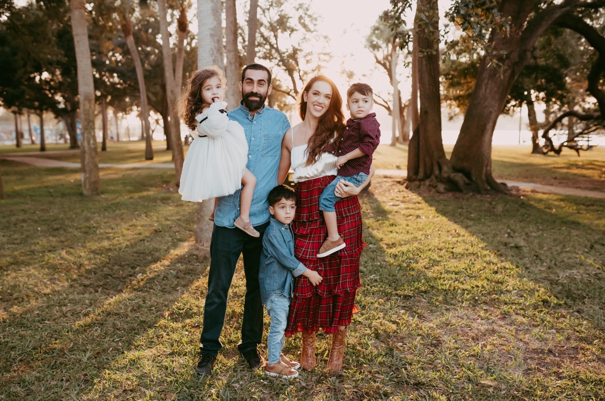 Mini Photo Shoot | 2024 PATS PTO Annual Family Dance | Plato Academy ...