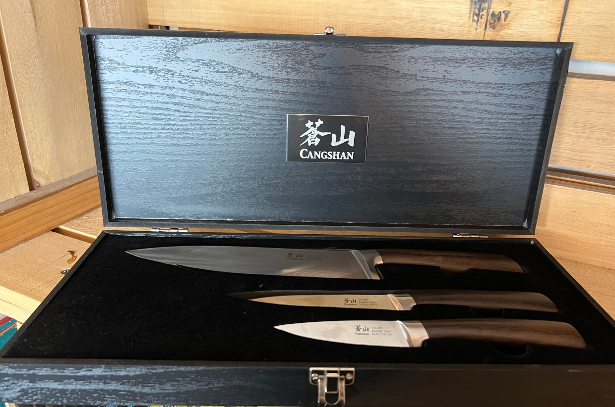 Cangshan Knife Set | 2025 Not So Silent Auction | Loon Mountain ...