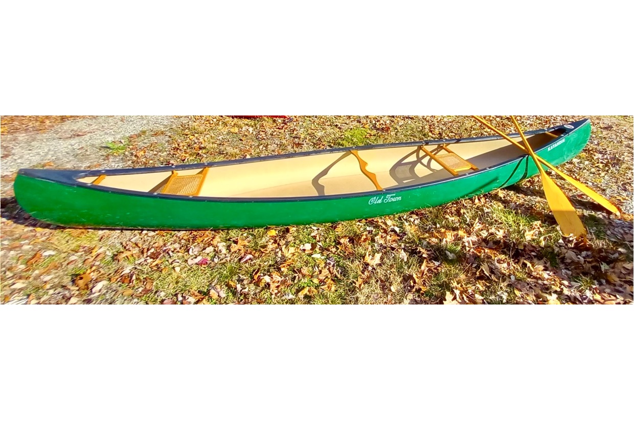 Your Very Own Vintage 1991 Old Town Katahdin Canoe, a Classic Canoe in ...