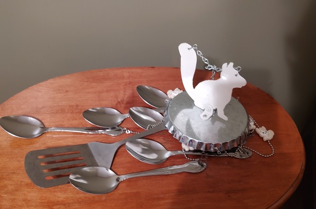 White Squirrel Wind Chime | Eat Well/Live Well Silent Auction | Hunger ...