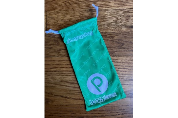 Loopy Case - iPhone 14 PRO GREEN 6.1 in | goMOMS 2024 Annual Auction ...