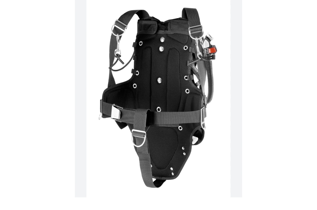 ScubaPro Sidemount Harness System | SAVING OUR SEAS FROM A MILE HIGH ...
