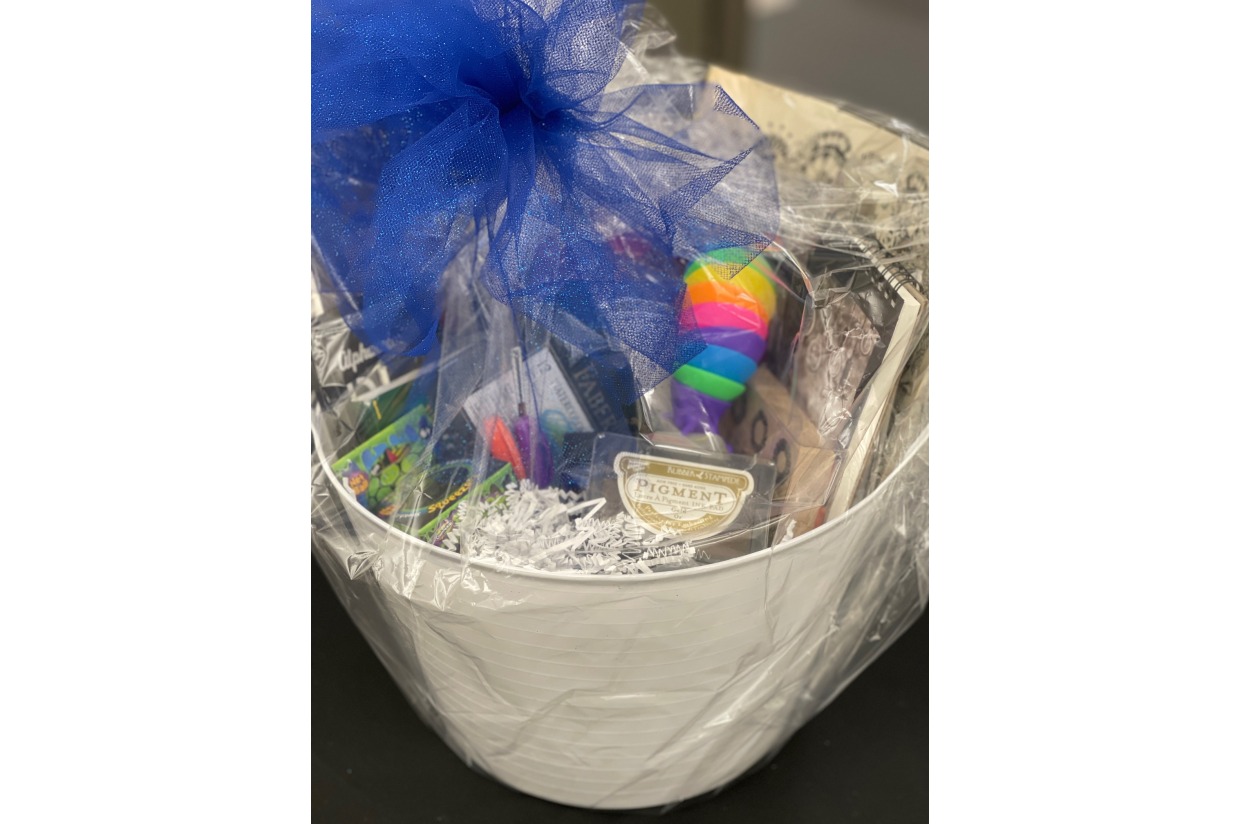 Let Your Inner Artiste Out! giveaway supporting ATLANTA ACADEMY ...