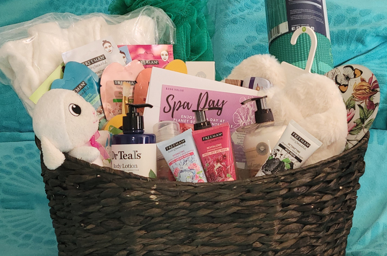 Luxurious Spa Basket giveaway supporting Soroptimist International of ...