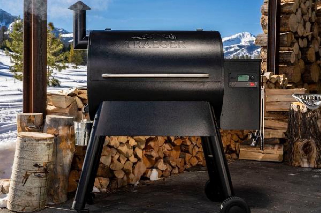 Traeger Pro 780 Raffle giveaway supporting Pork & Fork BBQ | BetterWorld